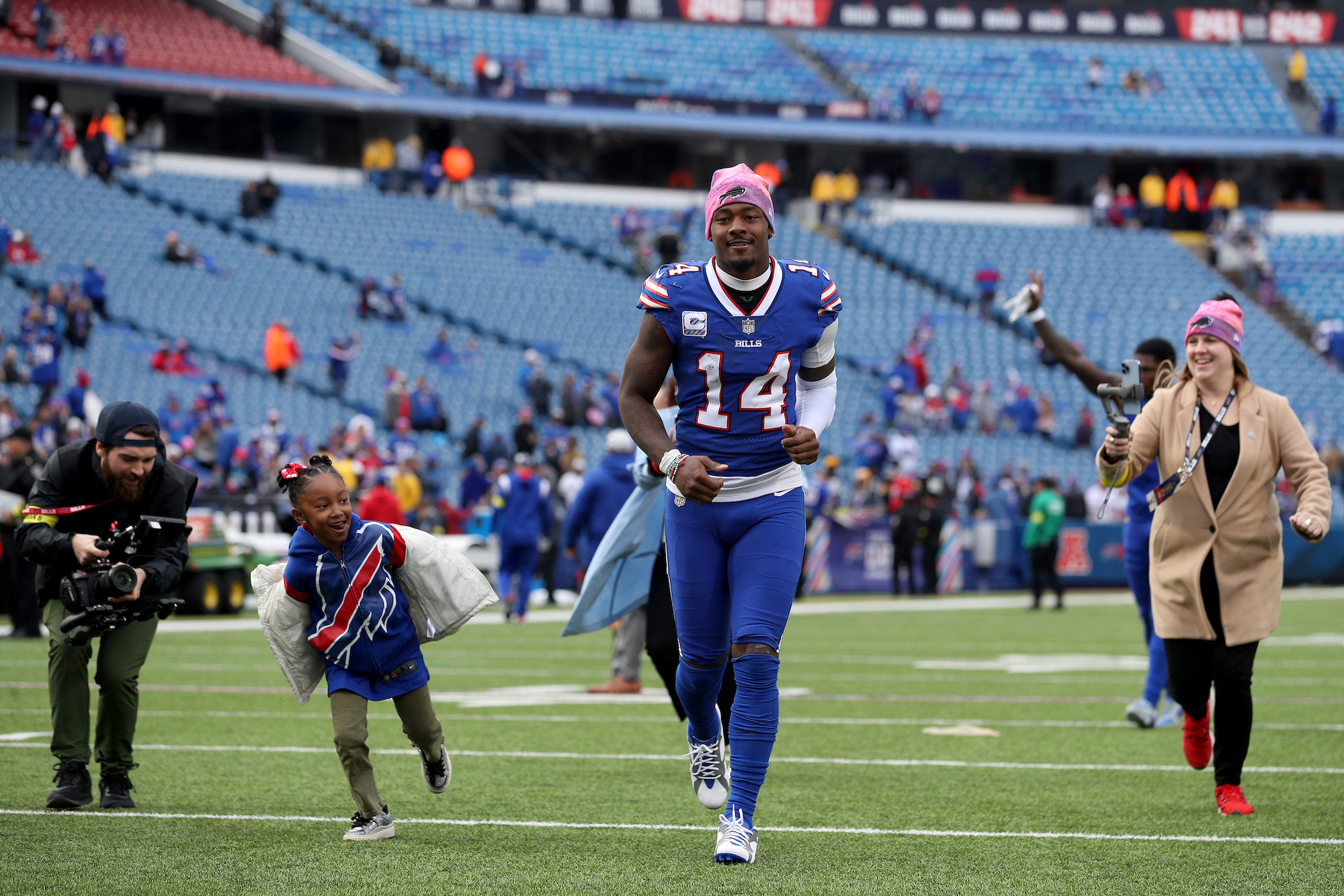 NFL Star Stefon Diggs' Family Guide: Meet His Children and Their Moms