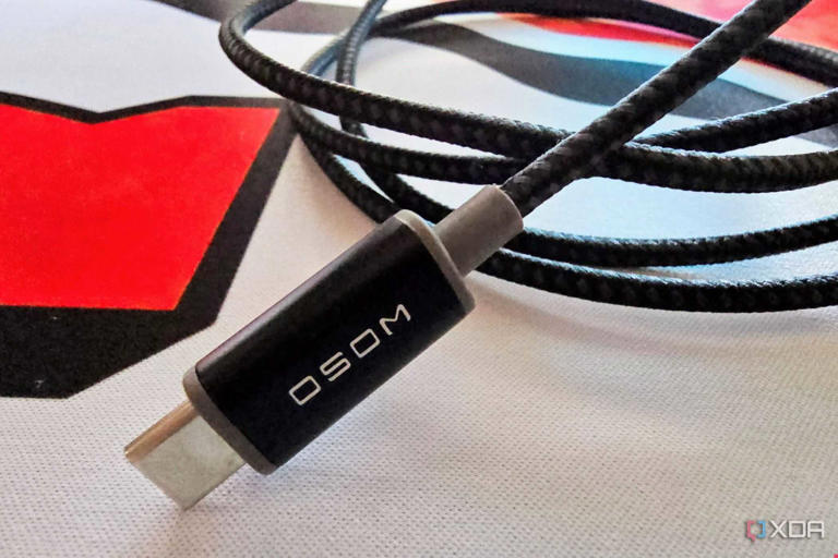 Anti-hacker USB-C cables are just snake oil, here's all you have to do ...