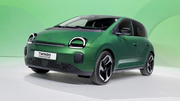 Renault's Reborn Twingo EV Is The Cutest, Chicest City Car Since The ...