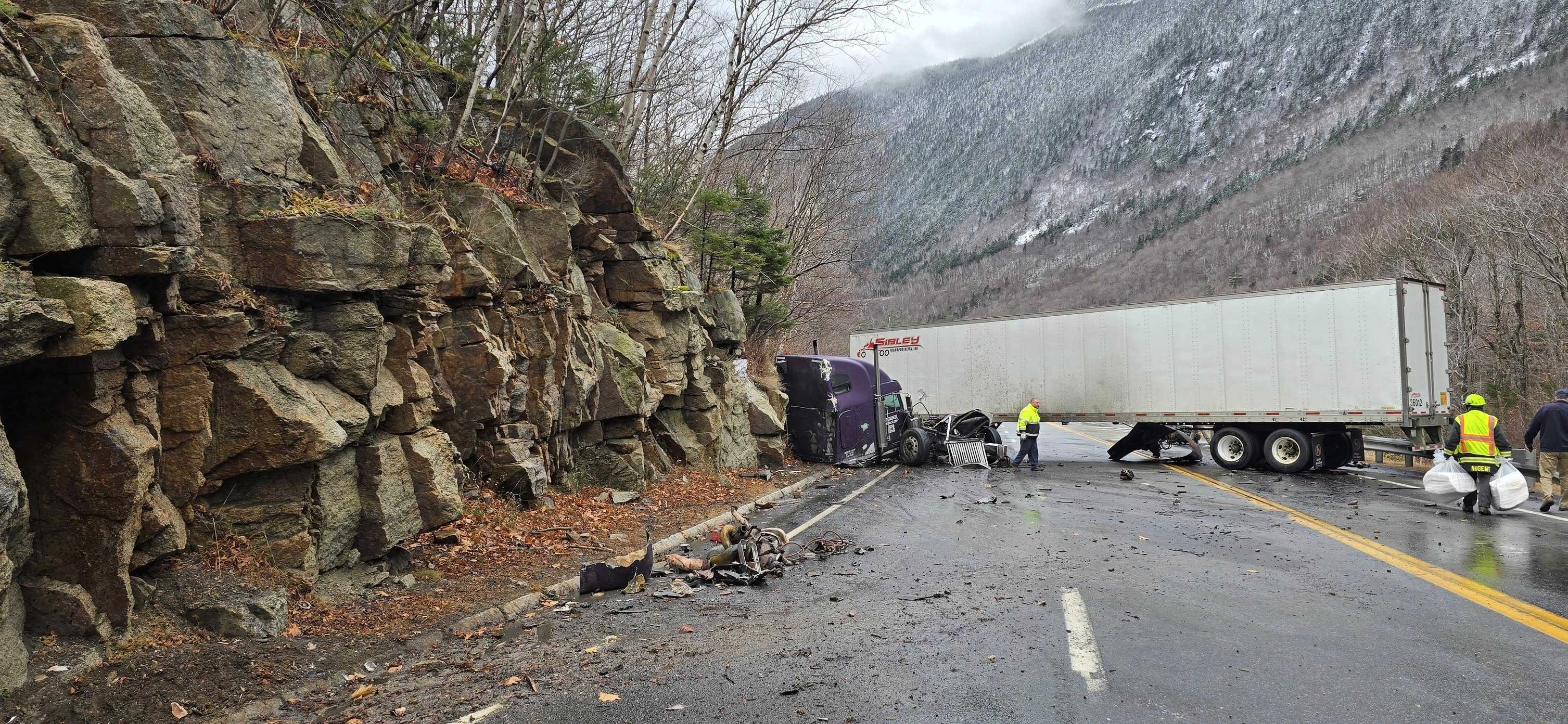 Route 302 back open in northern New Hampshire after crash