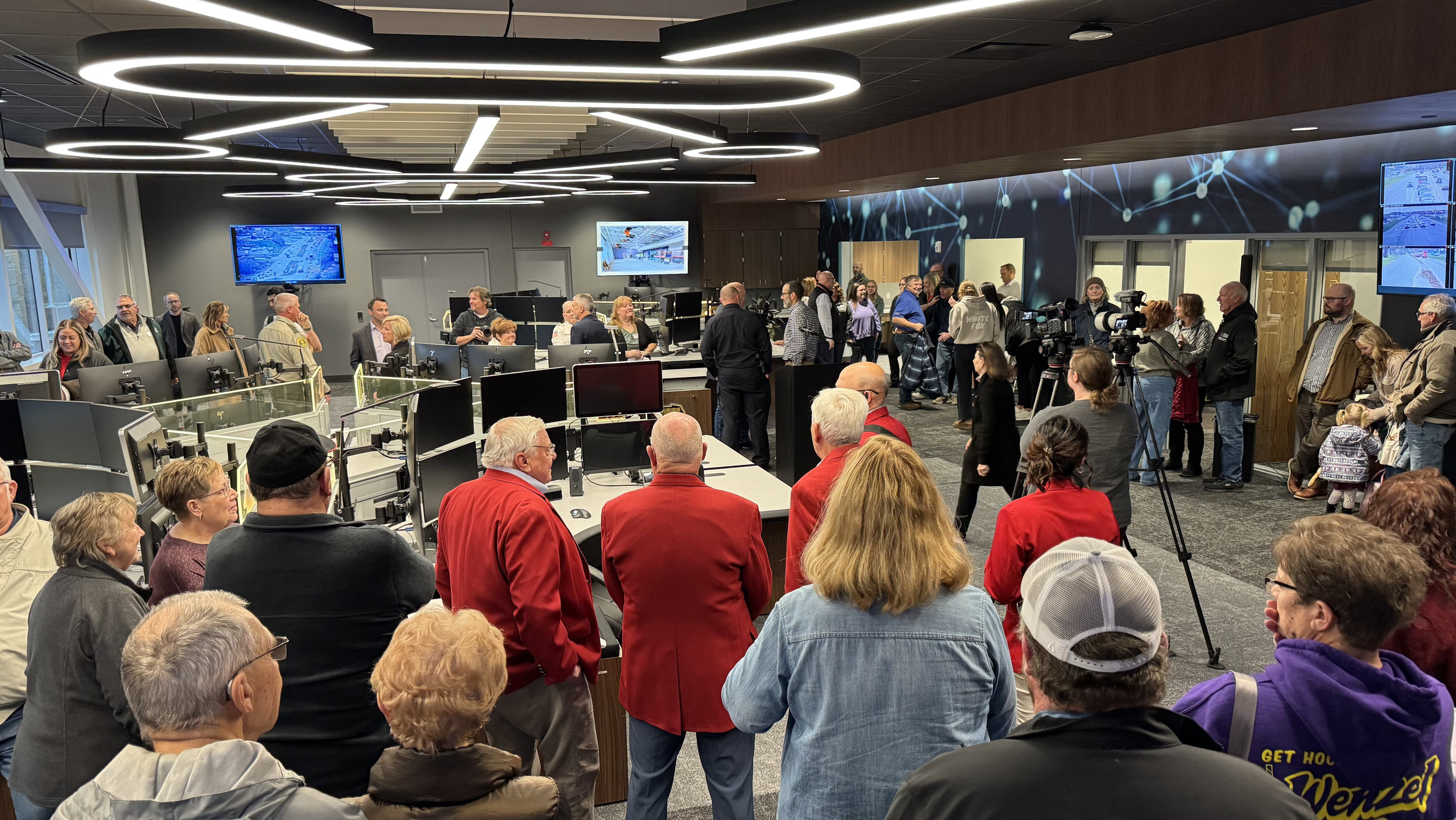 New 911 Emergency Communication Center delivers dispatchers space ...