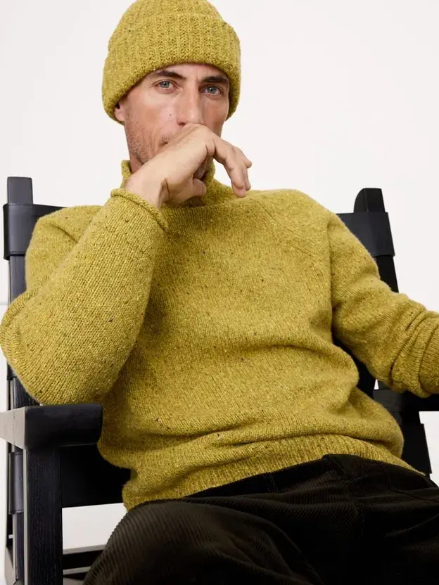 Memberships, Macbooks and markdowns on fall fashion make up this week's ...