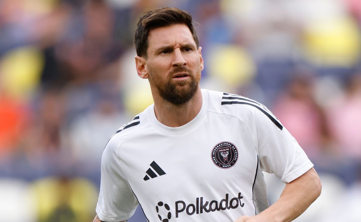 Report: Lionel Messi could follow Beckham and Henry’s footsteps as ...