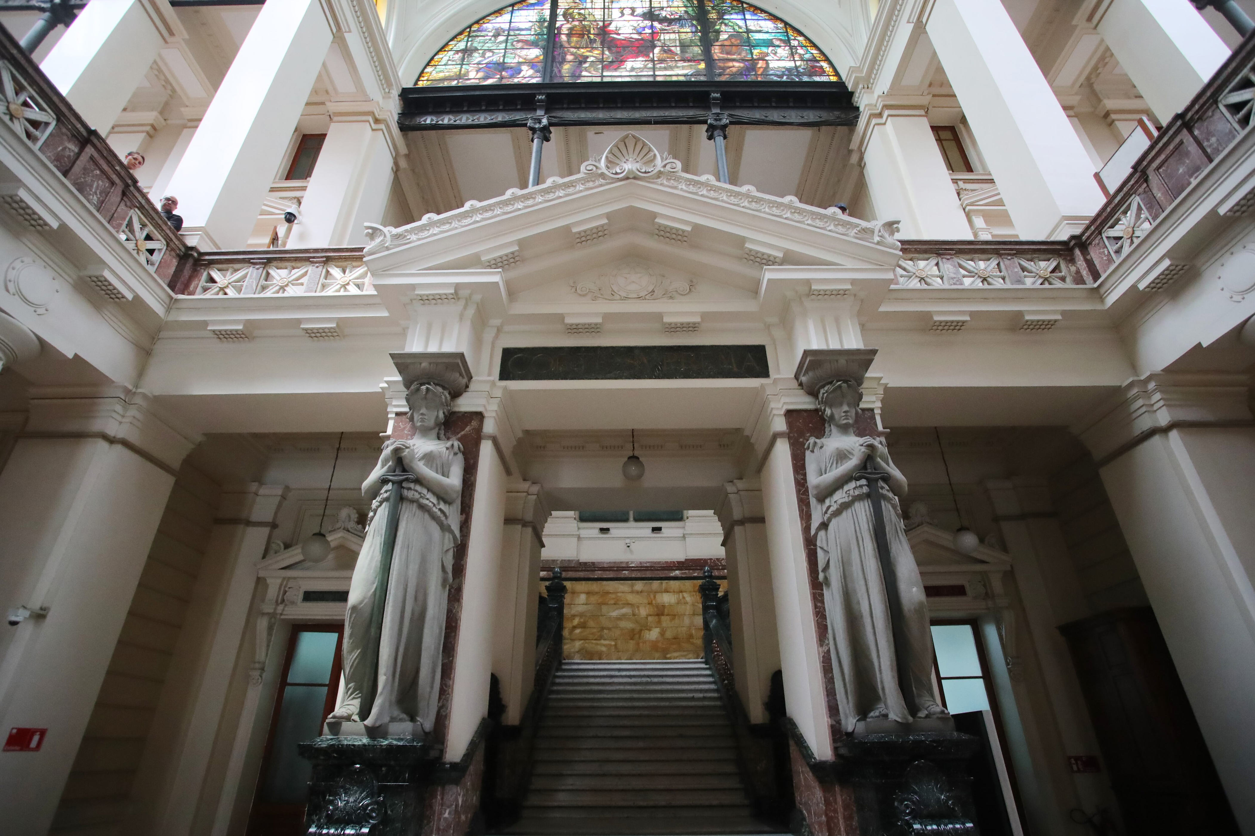 Corte Suprema y media prescripción