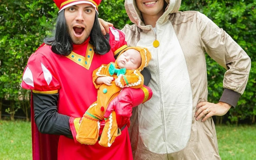 Lucas Rangel e Lucas Bley celebram 1º mês da filha Mia; veja fotos