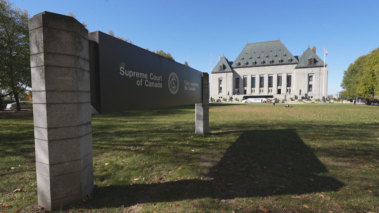 NB lieutenant-governor must speak English and French, top court rules