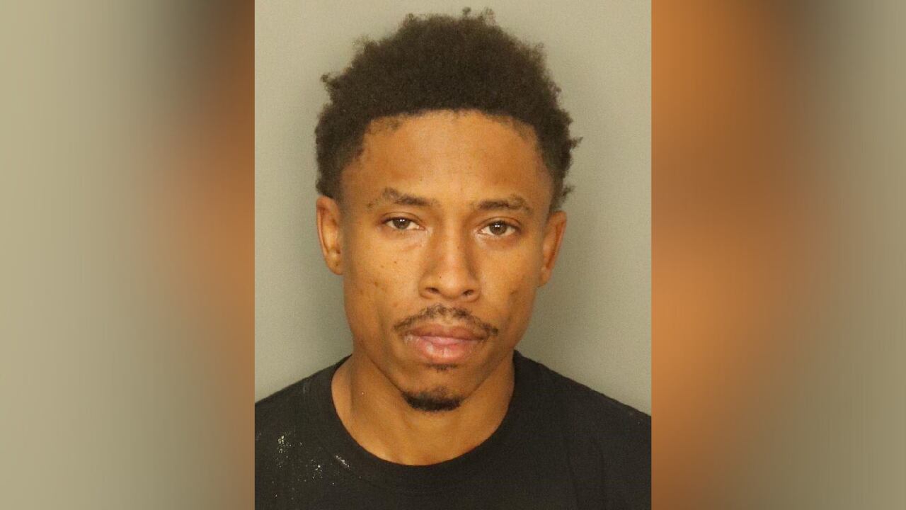 Man arrested after assaulting, robbing food truck owner