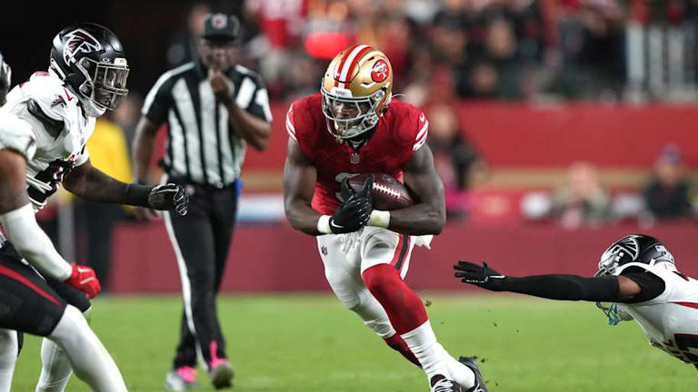 Kyle Shanahan Explains Why 49ers Rookie Jordan James Has Been Inactive