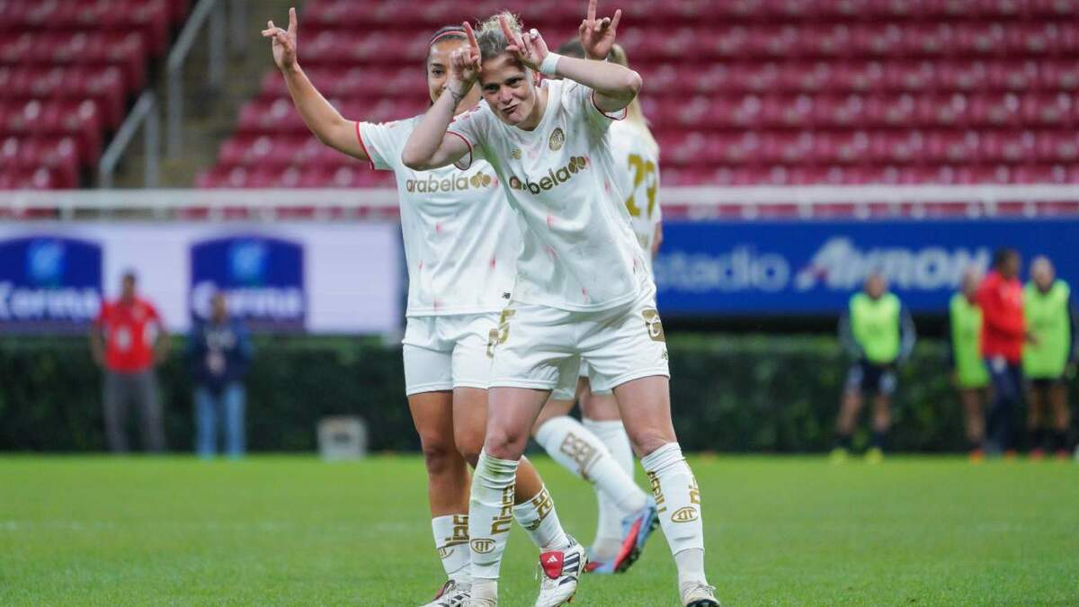 ¡Hicieron la diablura! Faustine Robert marca doblete para que Toluca ...
