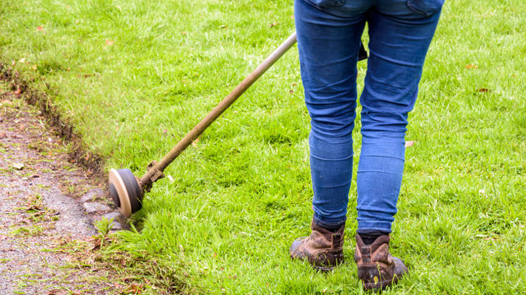 Add This Quick Task Before Edging The Lawn For An Easier Trim With Less ...