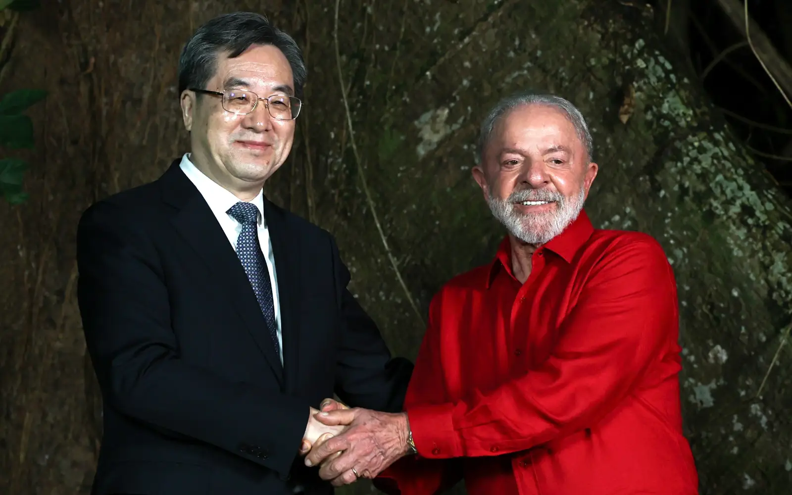 China’s vice premier urges end to trade barriers holding back green ...