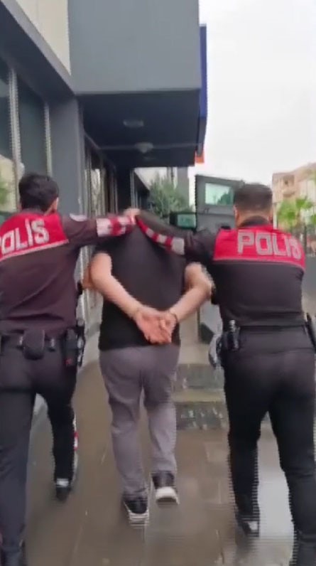 Karşılıksız çek dolandırıcılığından 32 yıl hapis alan kişi Sancaktepe ...