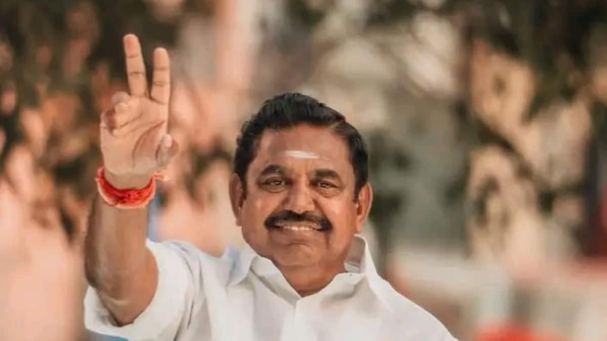 AIADMK Removes 14 Members Backing Expelled Leader KA Sengottaiyan For ...