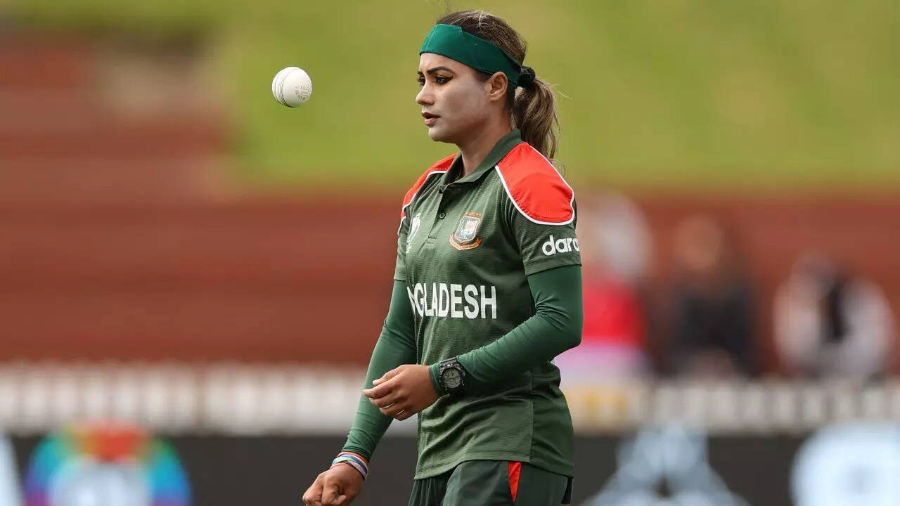 'Had a habit of pulling girls close': Bangladesh bowler alleges ...
