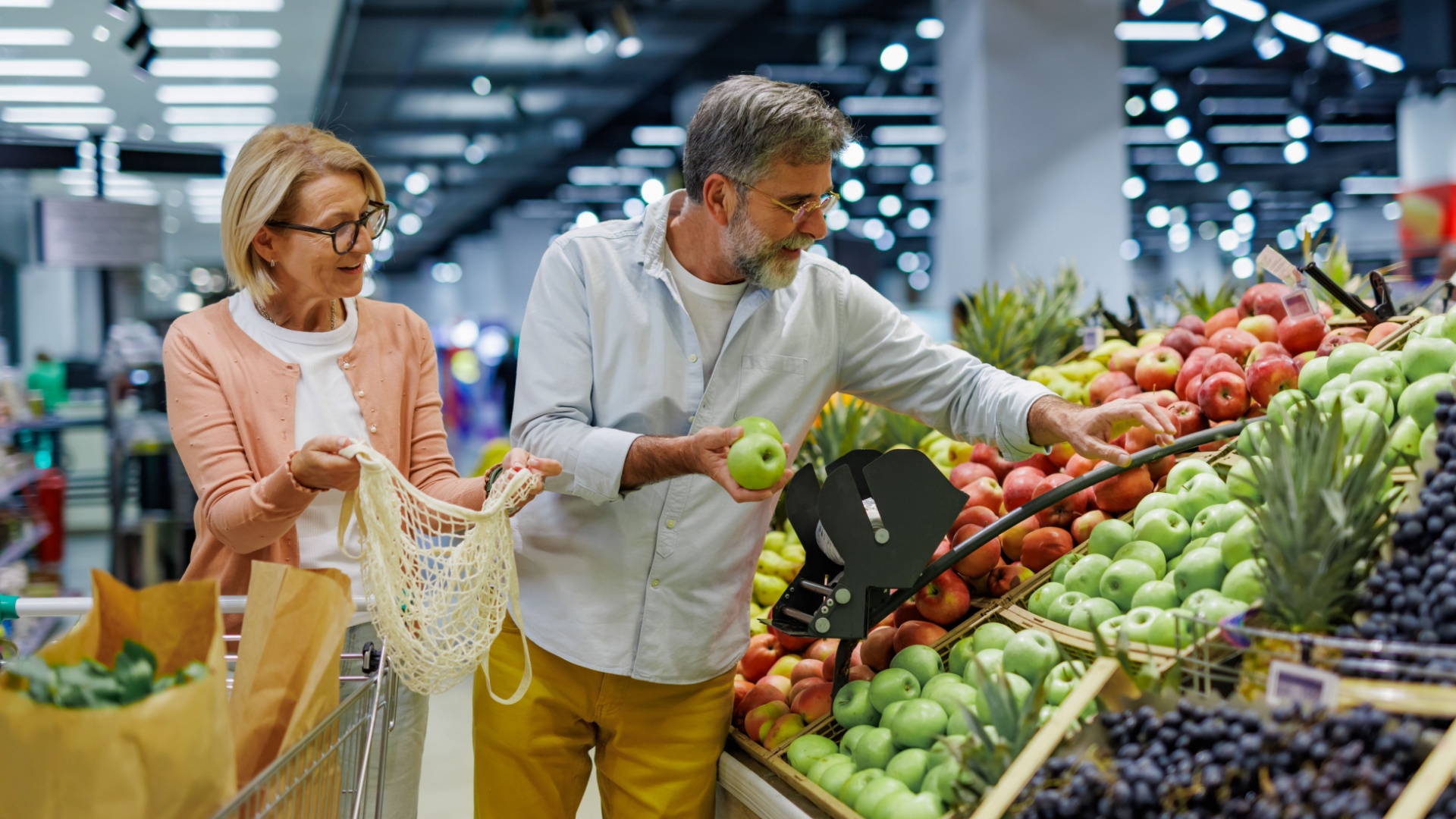 15 Supermarket Mistakes People Over 60 Often Overlook