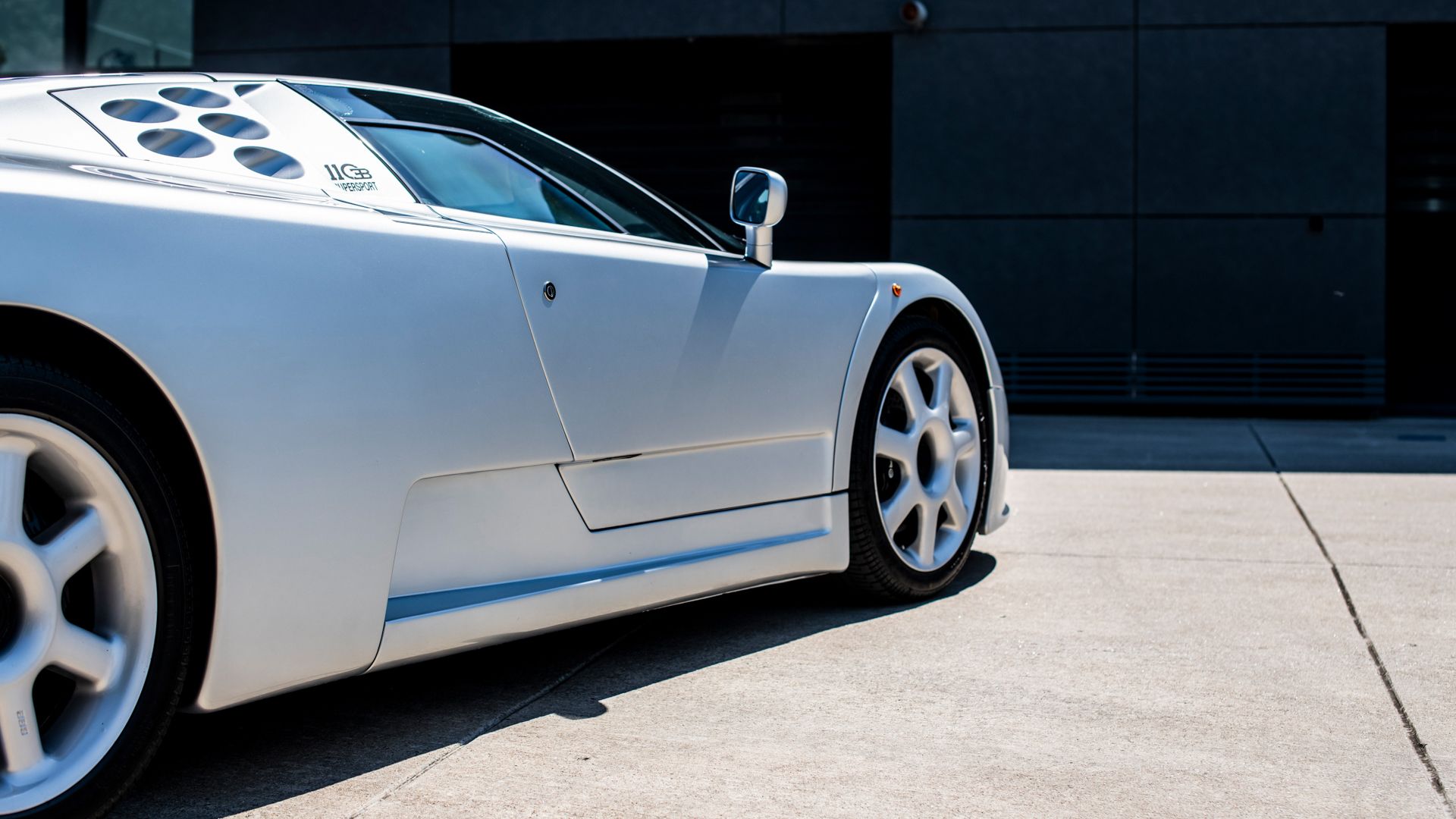 The world's first quad-turbo car revived an iconic brand