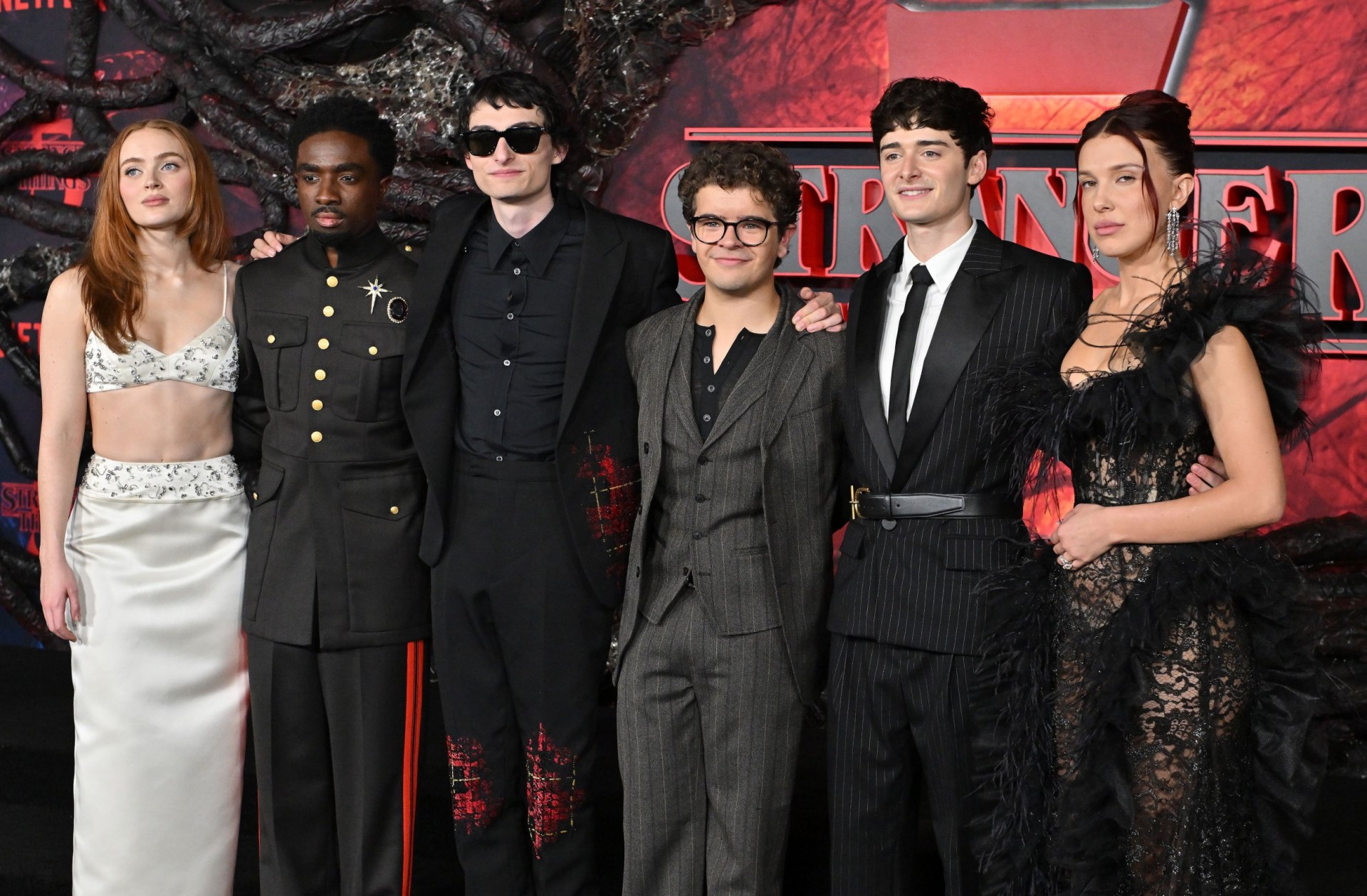 Harbour and Brown reunite at Stranger Things premiere