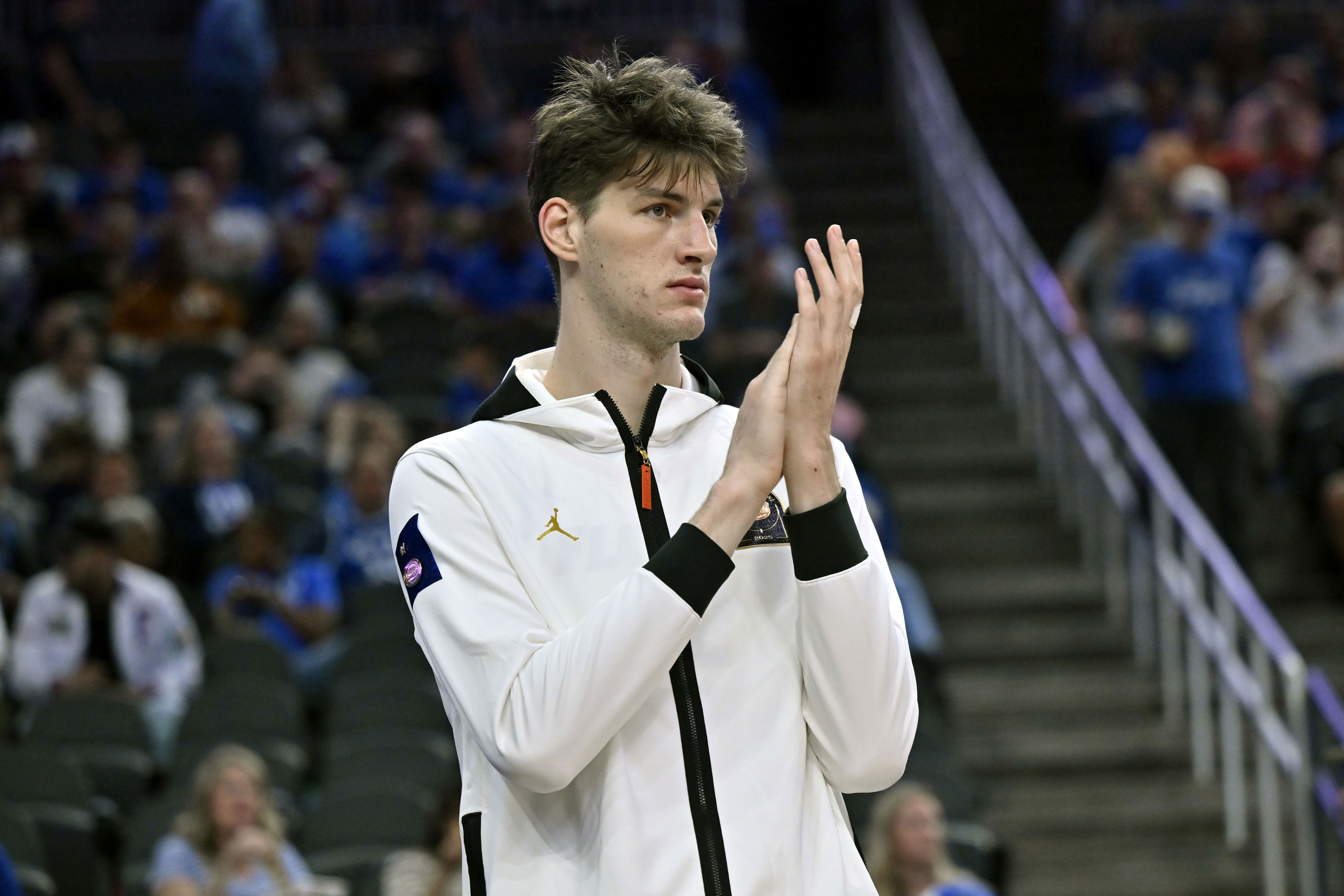 7-foot-9 Florida center Olivier Rioux sets NCAA record for tallest men ...