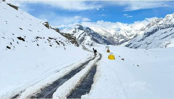 Himachal Freeze Shock: Tabo Plummets To -5.5 Degrees Celcius, Trapping ...