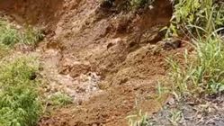 Longsor Parah di Jalan Ncenang–Borong Manggarai Timur, Akses Warga ...