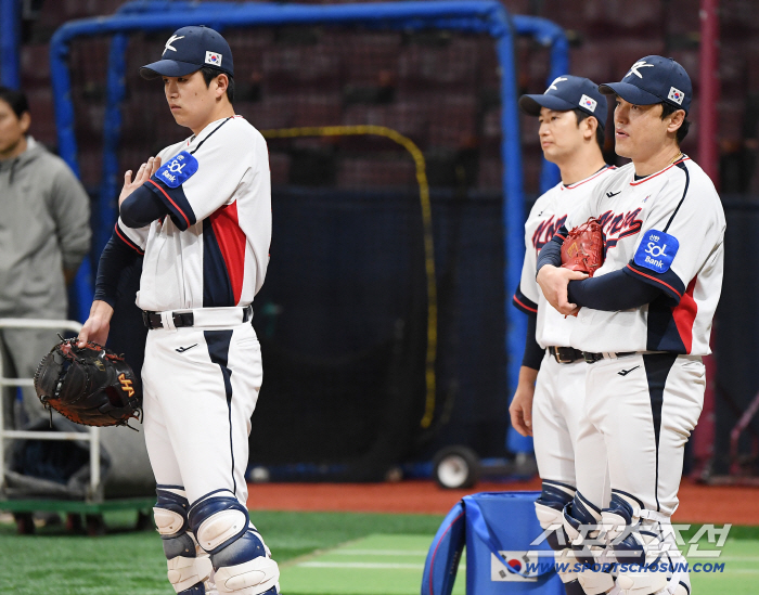 Park Dong-won Choi Jae-hoon and Cho Hyung-woo, the three catchers of ...