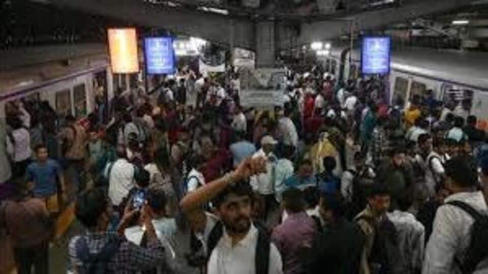 Sandhurst road railway accident: Kin of victim blame flash protest ...