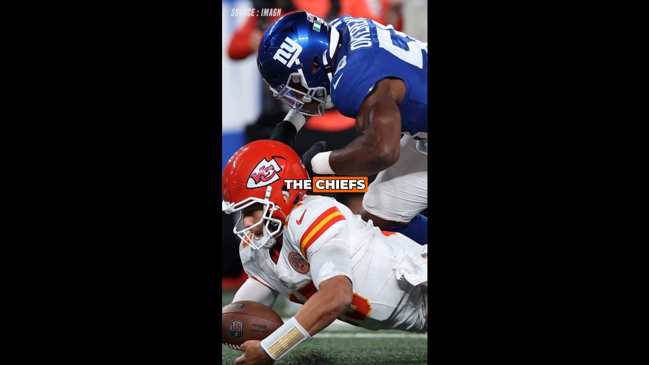 Patrick Mahomes Recovered His Own Fumble to Save Chiefs Drive