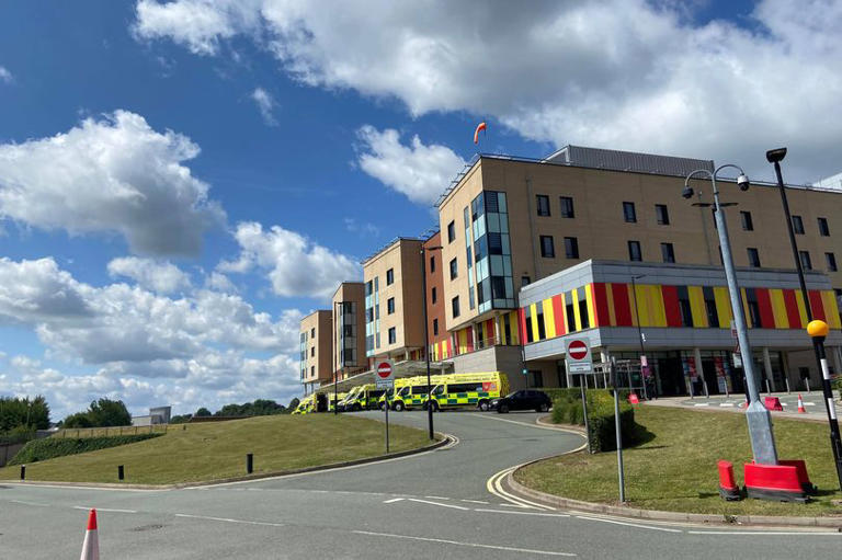 Baby died just hours old after 'neglect due to a gross failure of care ...