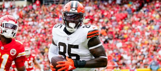 Fantasy Football Start/Sit: Juwan Johnson, David Njoku, Nico Collins