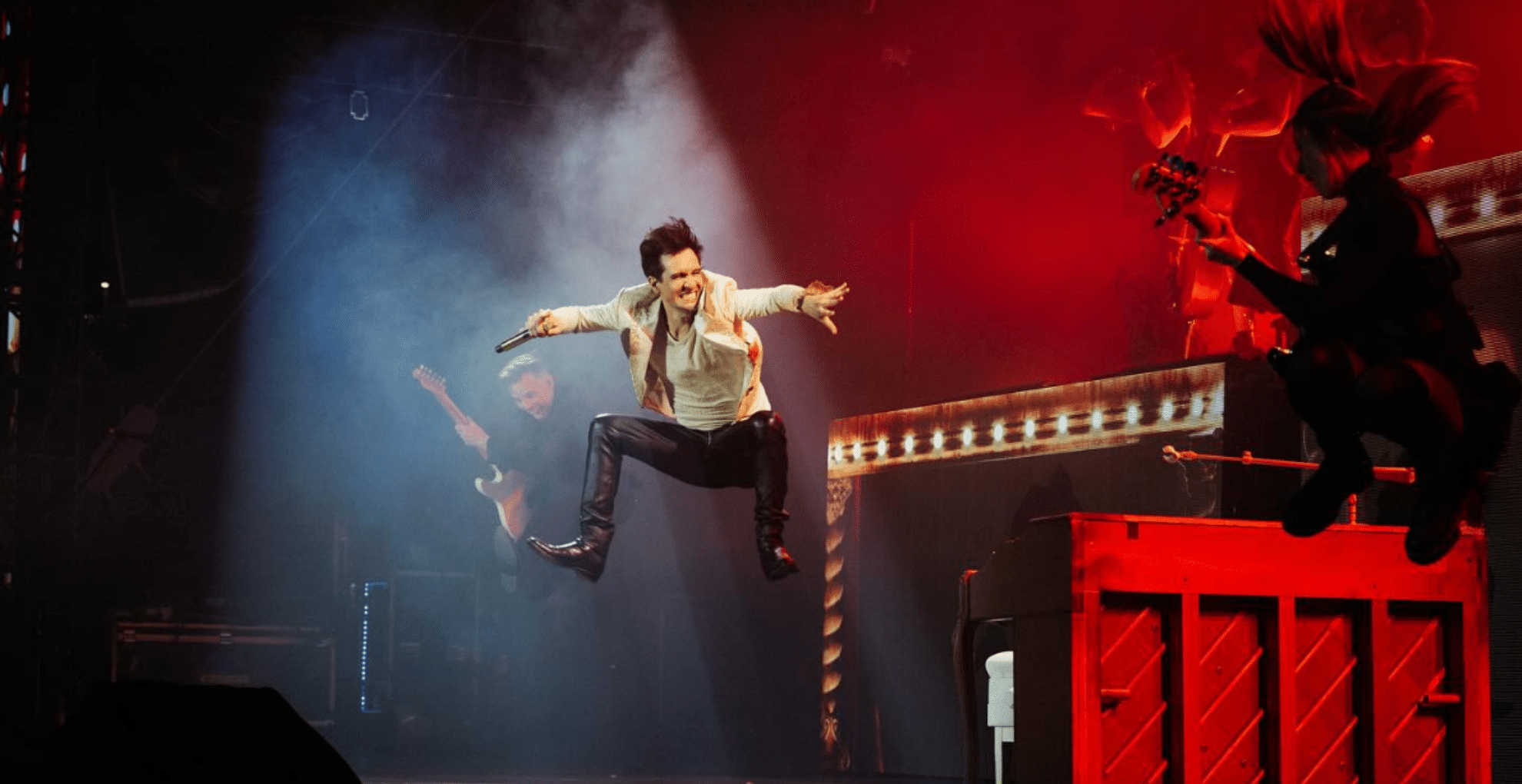 Panic! At The Disco returns on stage after hiatus and reunites with ...