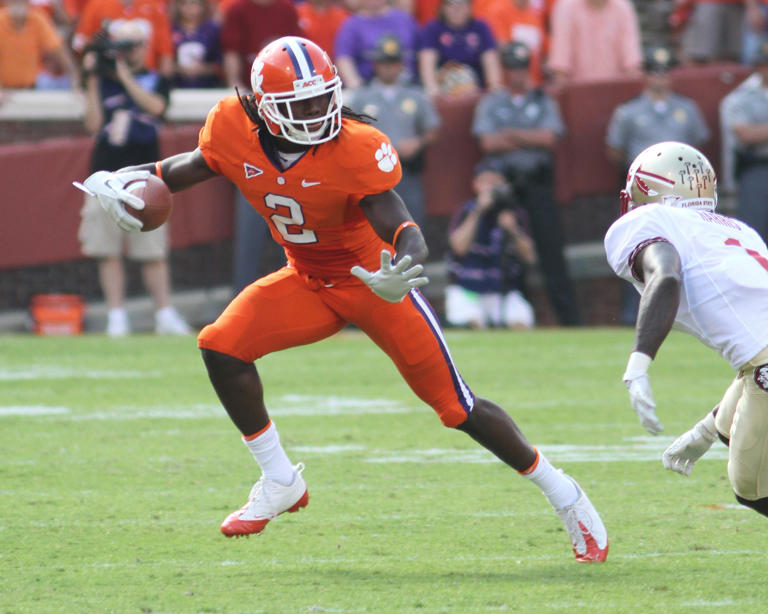 Former WR Sammy Watkins lands on College Football Hall of Fame ballot