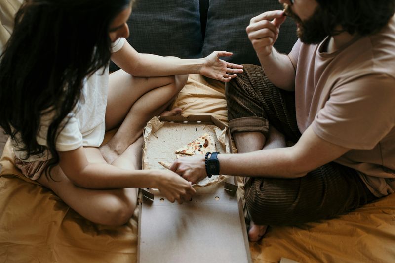 10 Relationship Habits Psychologists Say Lead to Lifelong Love