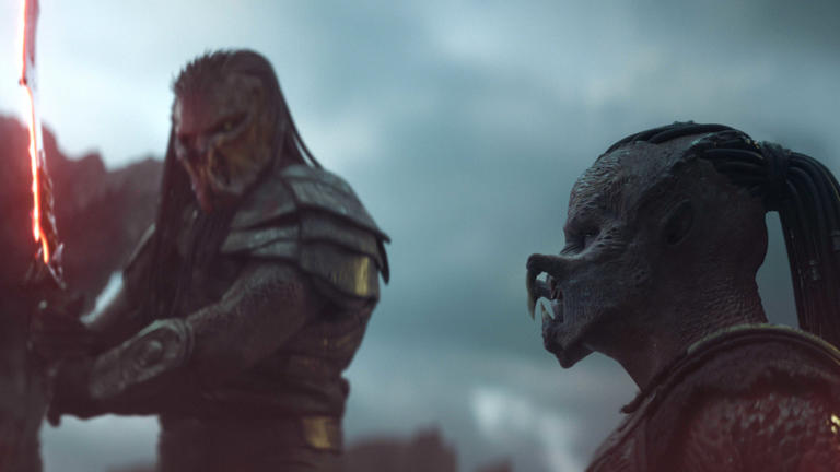 Does Predator: Badlands have a post-credits scene? How the ending sets ...