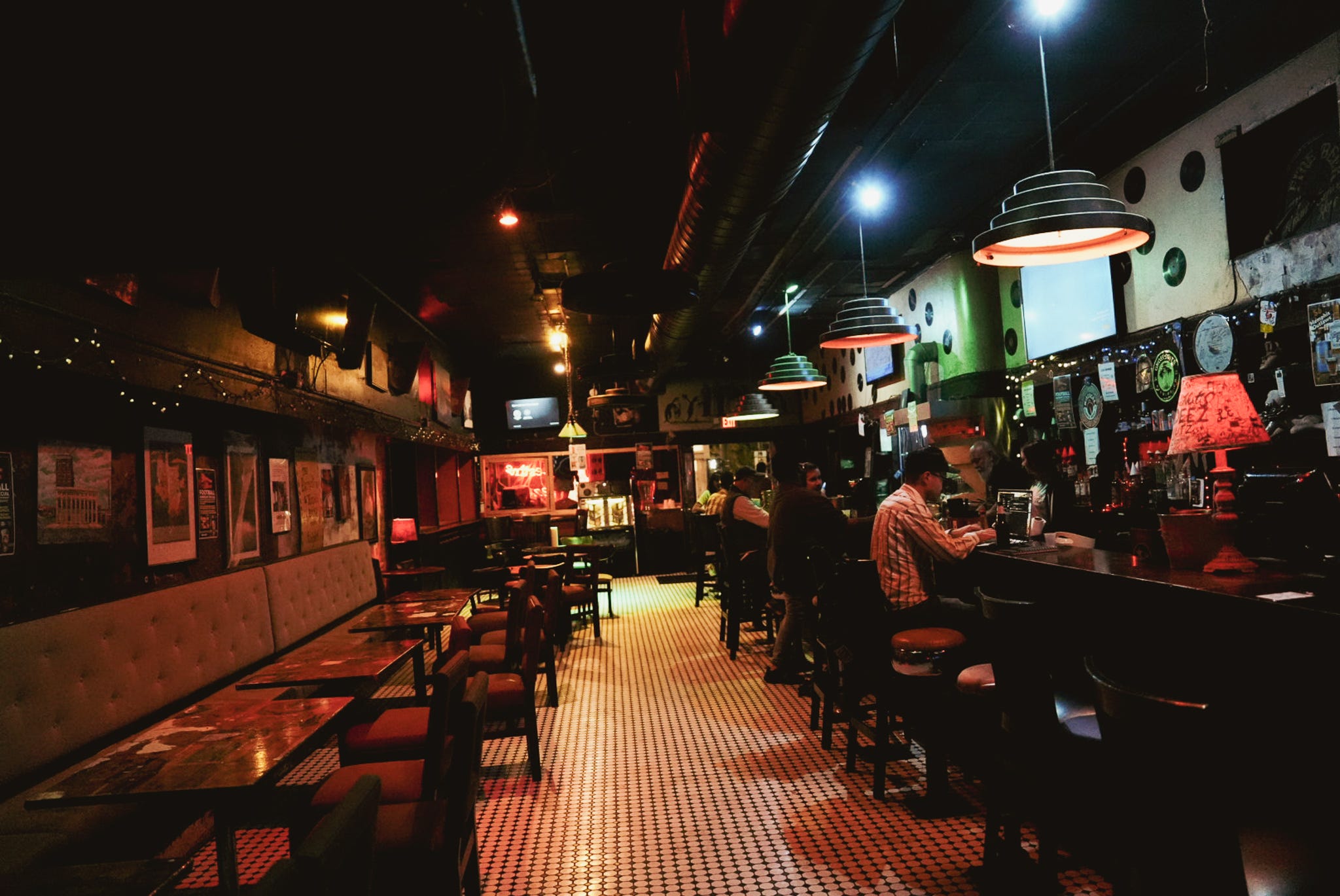 Best dive bars in Memphis? 10 of the city's top spots and why locals ...