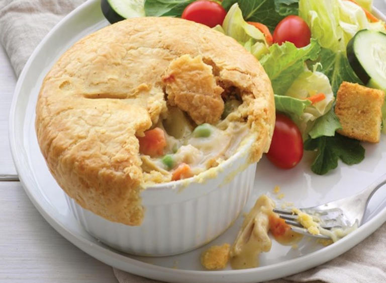 6 Chains With Amazing Pot Pie, Say Chefs