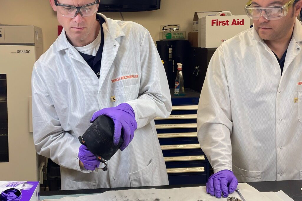 Investigators begin work on ‘black boxes’ of doomed UPS flight