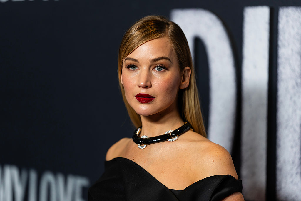 Jennifer Lawrence shares thoughts on the Royal Family