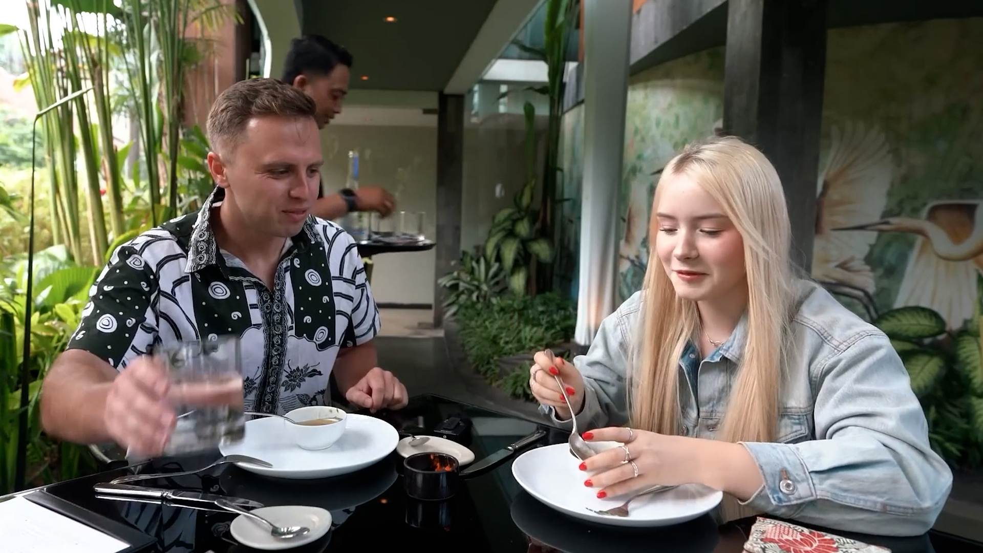 This Is What Bule Barbie Really Thinks About Indonesian Food