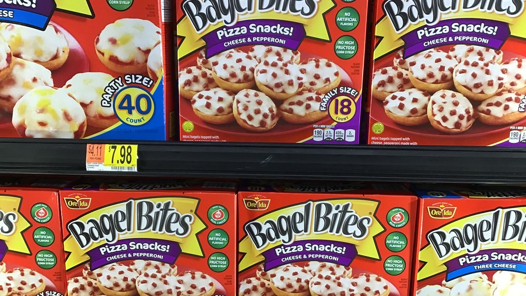 If You Gre up in the '90s, These 10 Snacks Will Bring Back Nostalgia