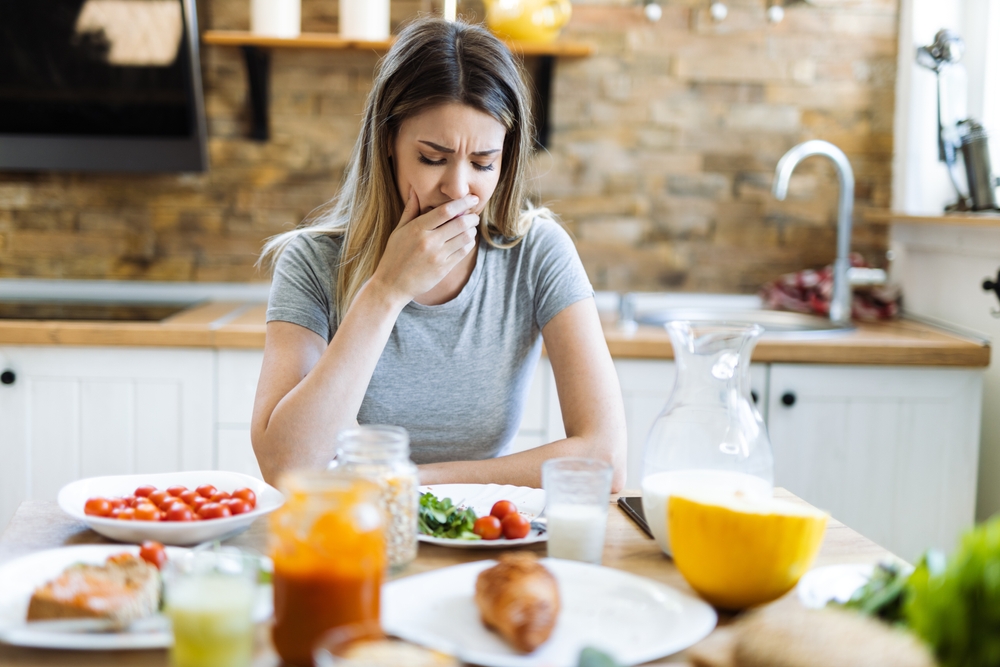 12 Soothing Foods That Can Help Ease Nausea Naturally