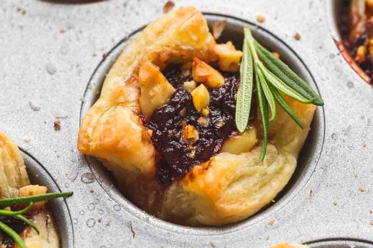 Hosting a Party? Make One of These 13 Crowd-Pleasing Puff Pastry Appetizers