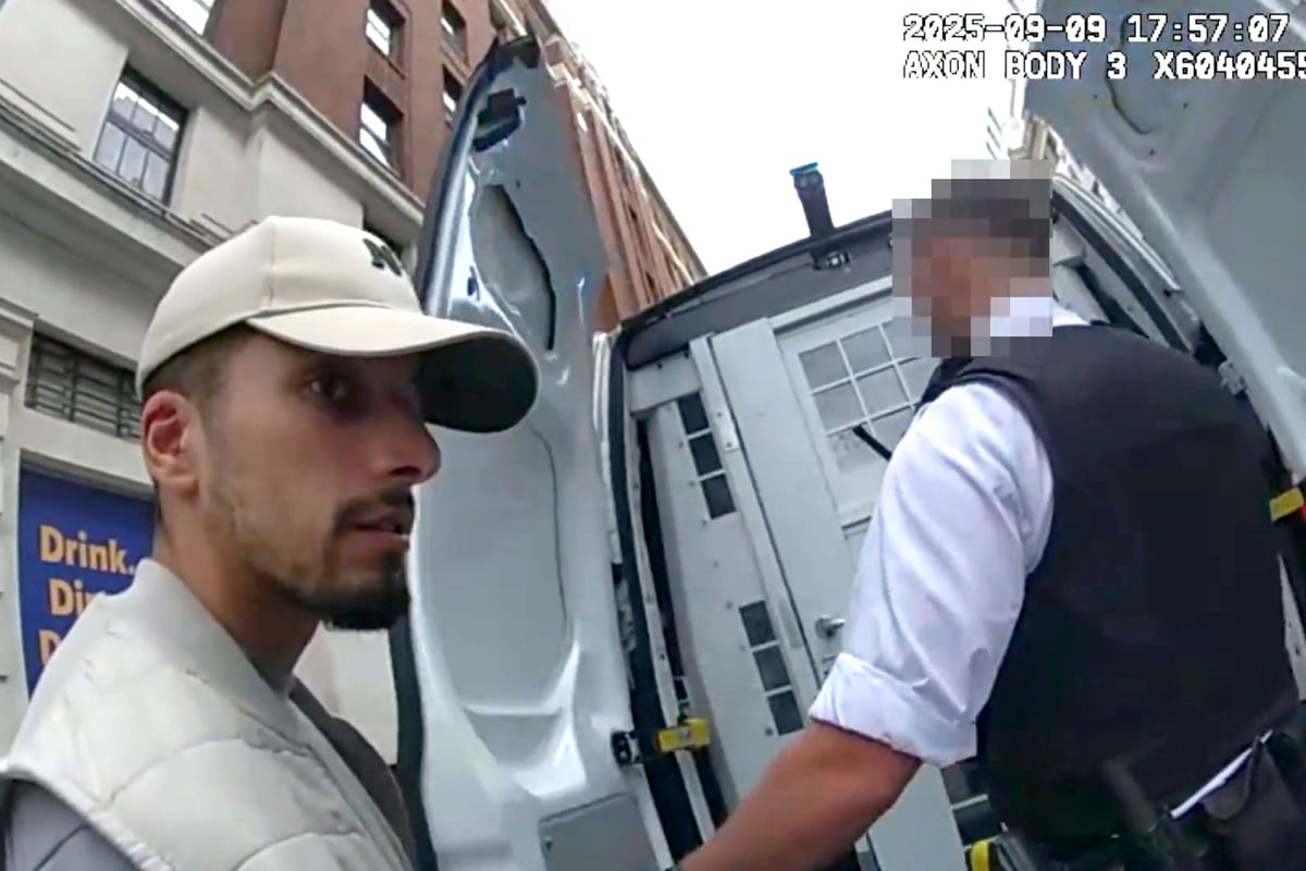 Manhunt continues for wrongly released prisoner as pressure mounts on Lammy