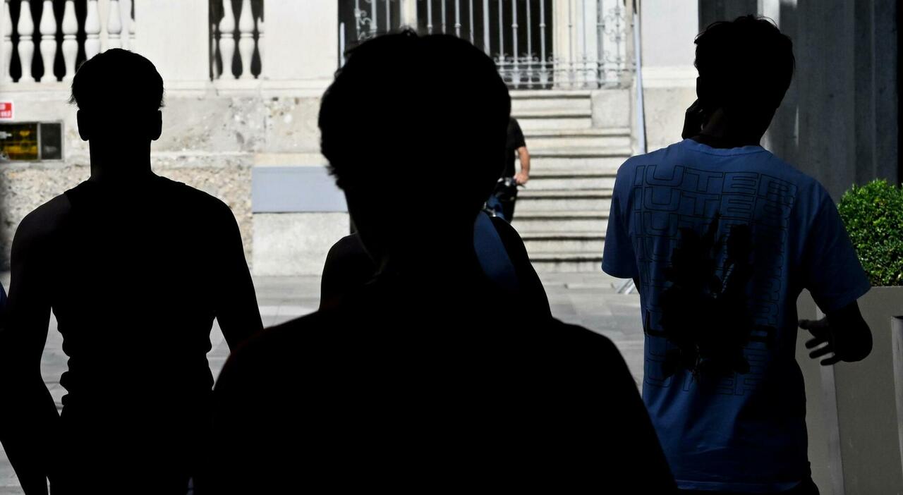 Baby gang QBR terrorizza il quartiere di Borgo Roma, arrestato il 'capo ...