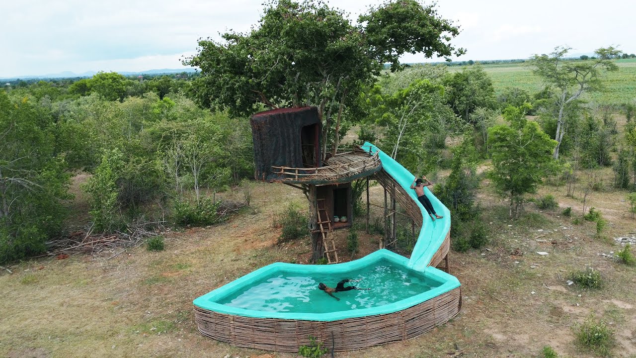 A $0 two story treehouse with pool built by hand deep in the jungle in ...