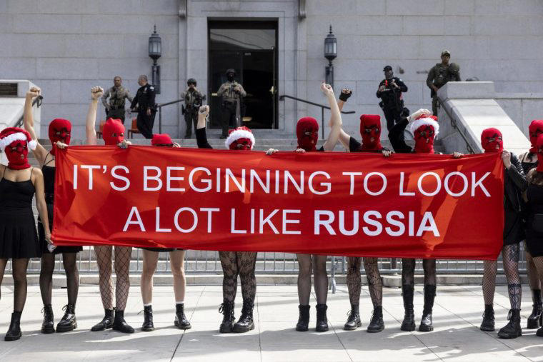 I M A Pussy Riot Activist This Is What Life Is Like In A Russian Prison