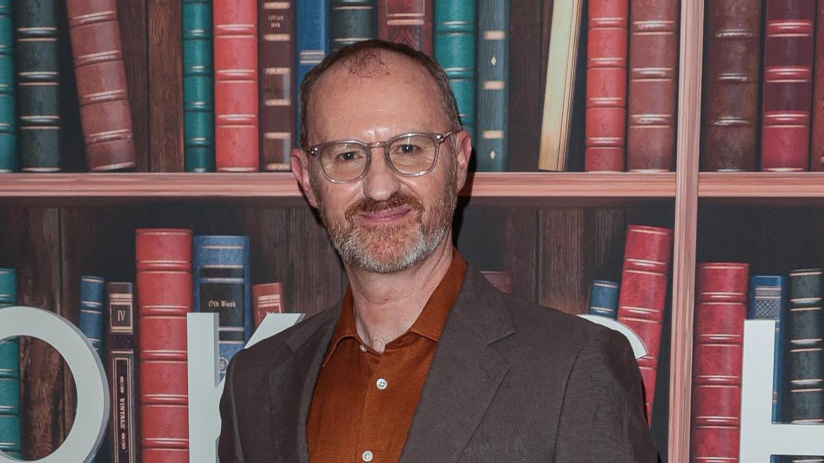 Mark Gatiss: “Que un detective utilice los libros como arma me parece ...