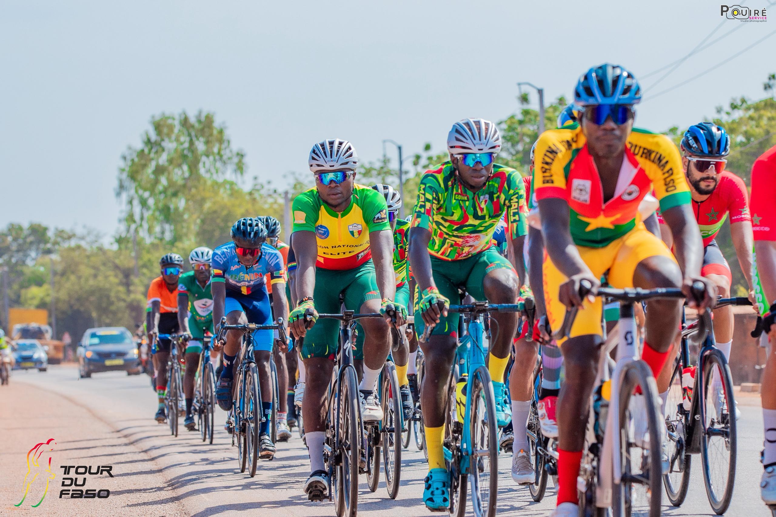 Tour du Faso 2025: vers un duel électrique Burkina-Maroc pour le maillot jaune