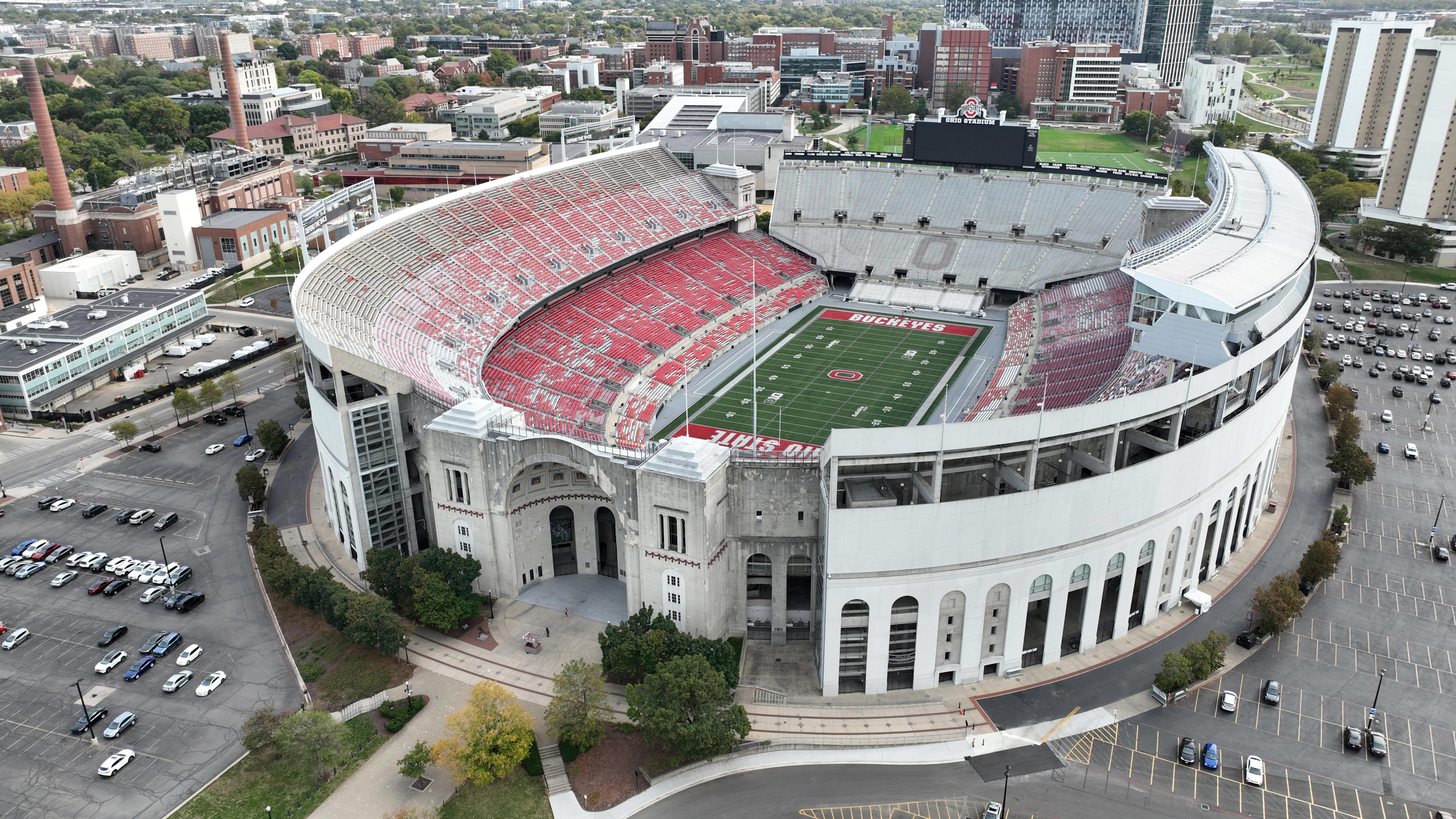 Biggest college football stadiums: Top 10 largest venues by capacity ...
