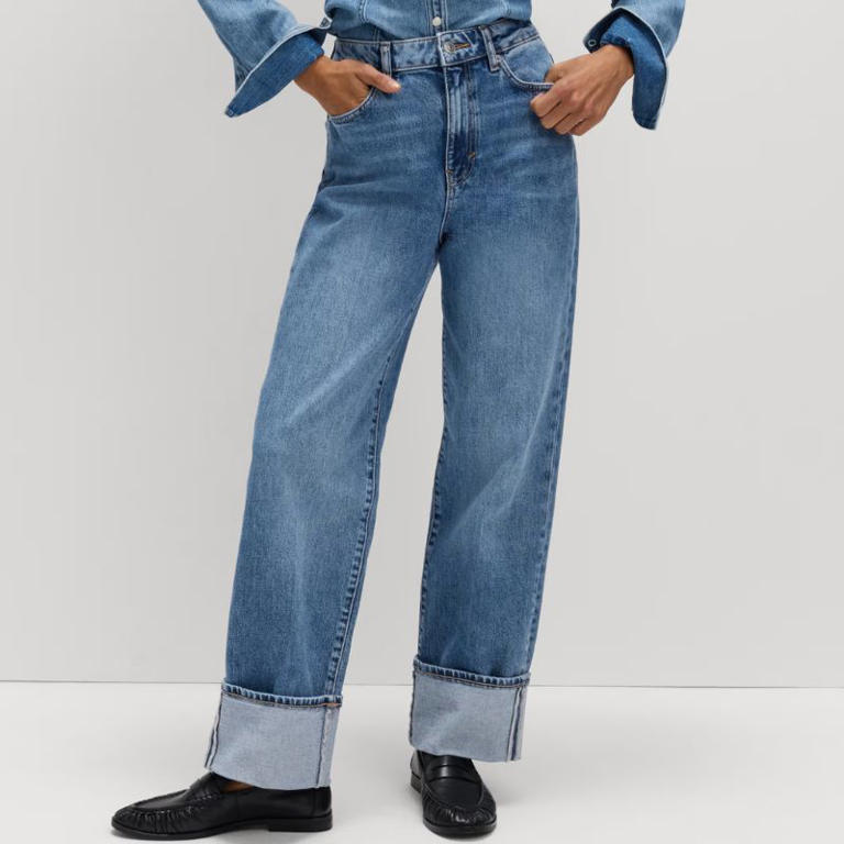 Claudia Winkleman finished her off-duty look with a classic pair of trainers and it’s one we can ...