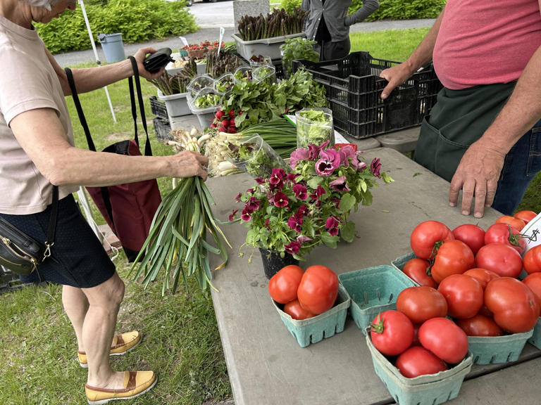 Des coupons au marché public pour contrer l’insécurité alimentaire